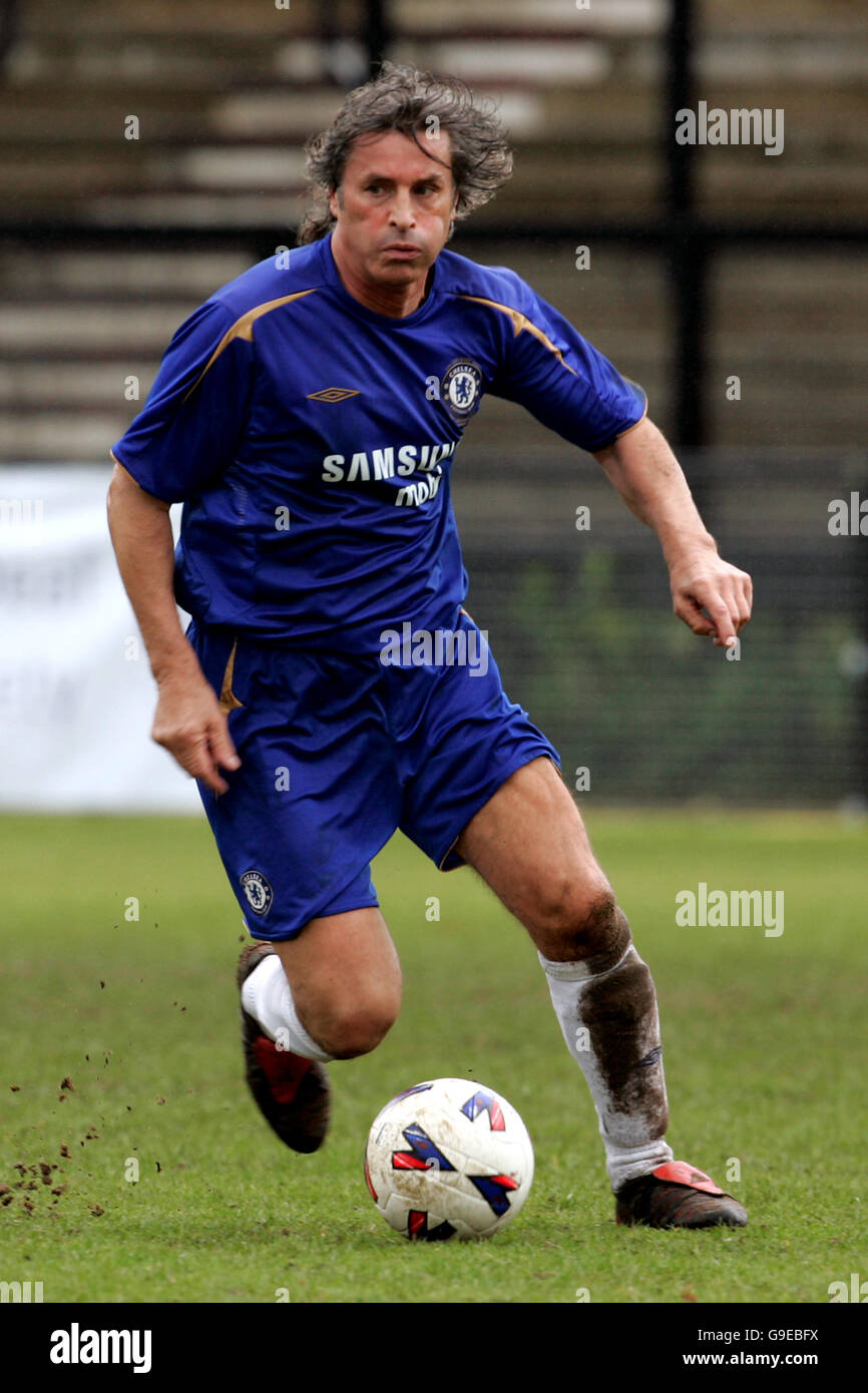 Soccer chelsea old boys v arsenal celebrity xi imperial fields hi-res ...