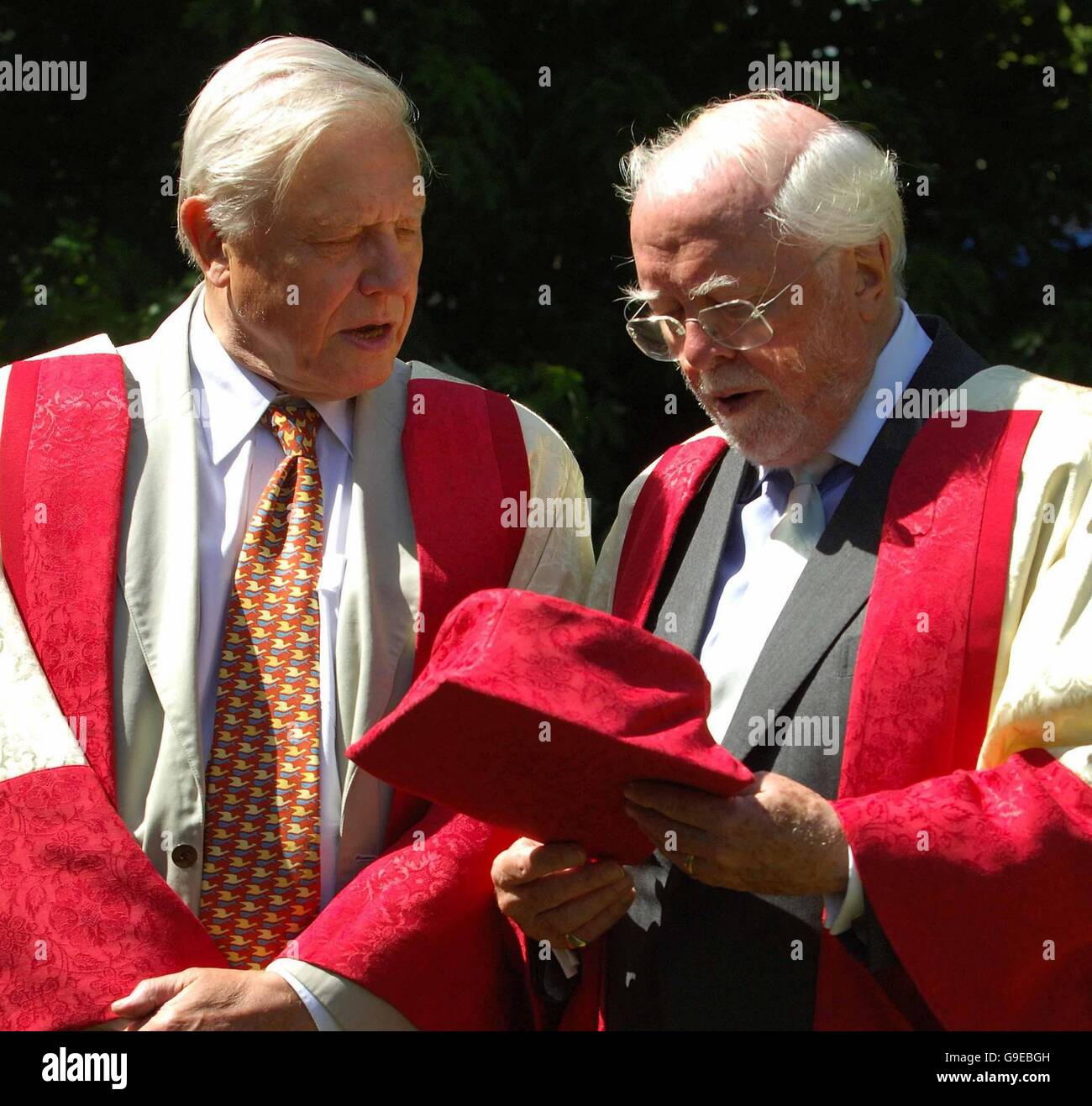Brothers Sir David (left) and Lord Richard Attenborough at Leicester ...