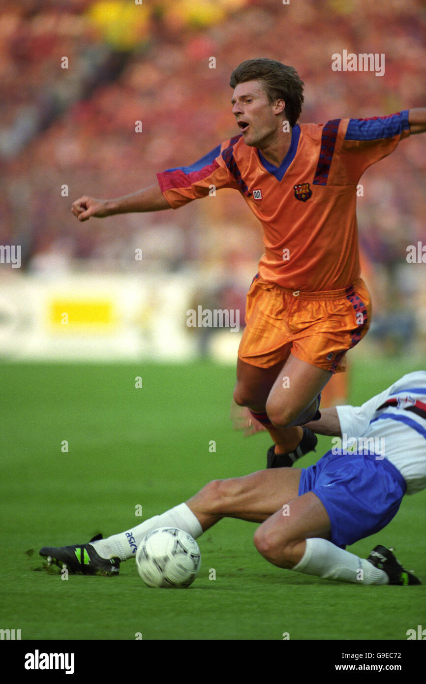 Michael laudrup barcelona hi-res stock photography and images - Alamy