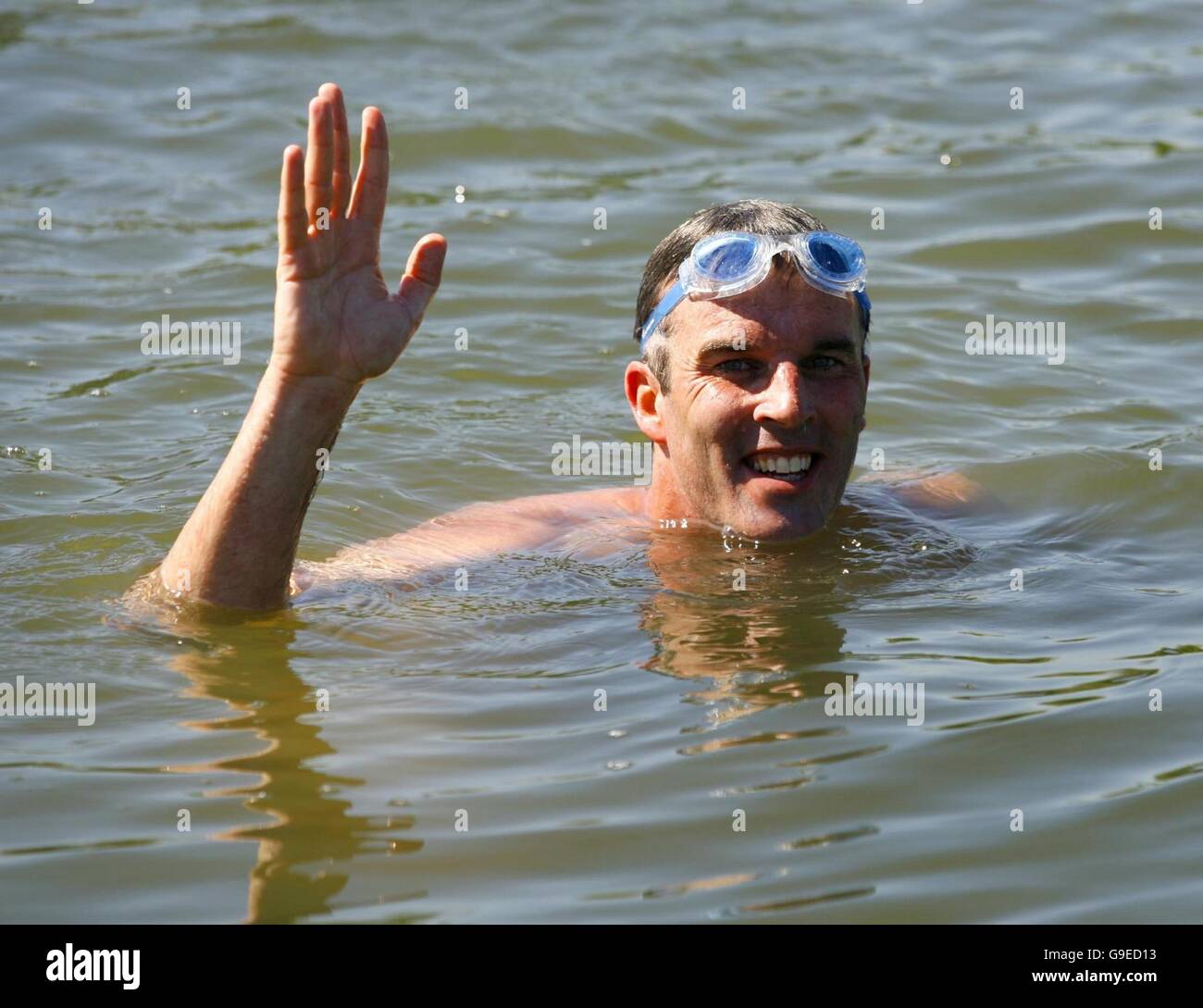 Lewis pugh swimmer hi-res stock photography and images - Alamy