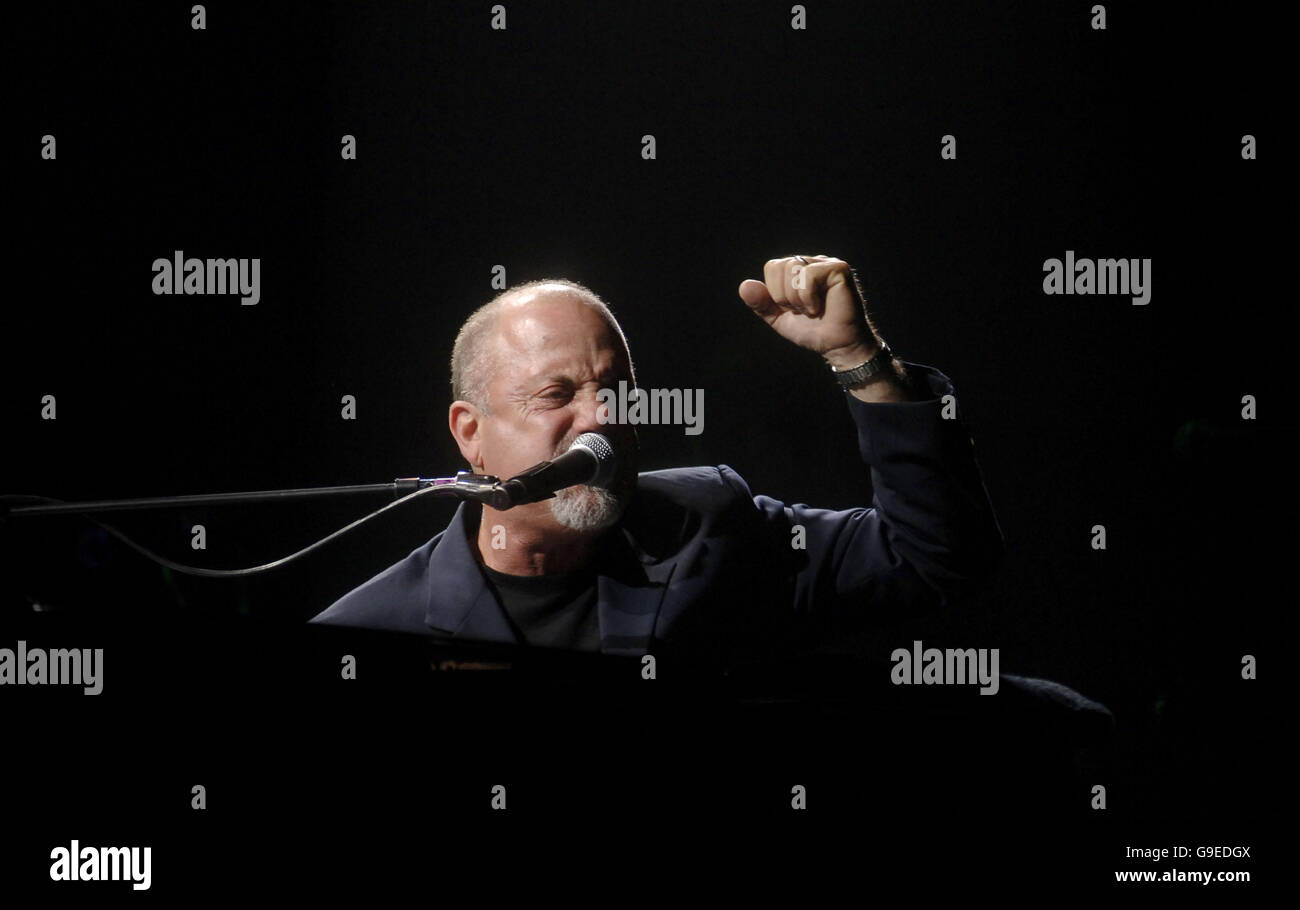 Billy joel hi-res stock photography and images - Alamy