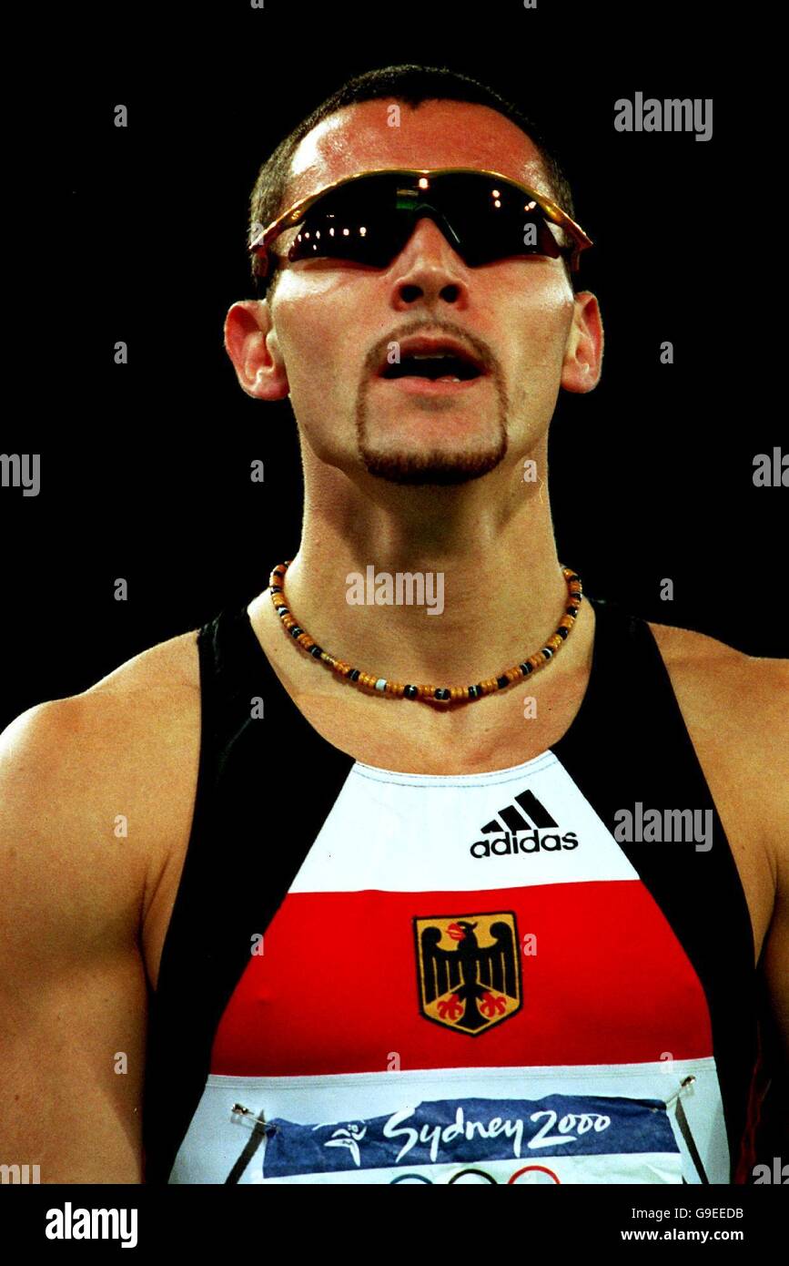 Goller hi-res stock photography and images - Alamy