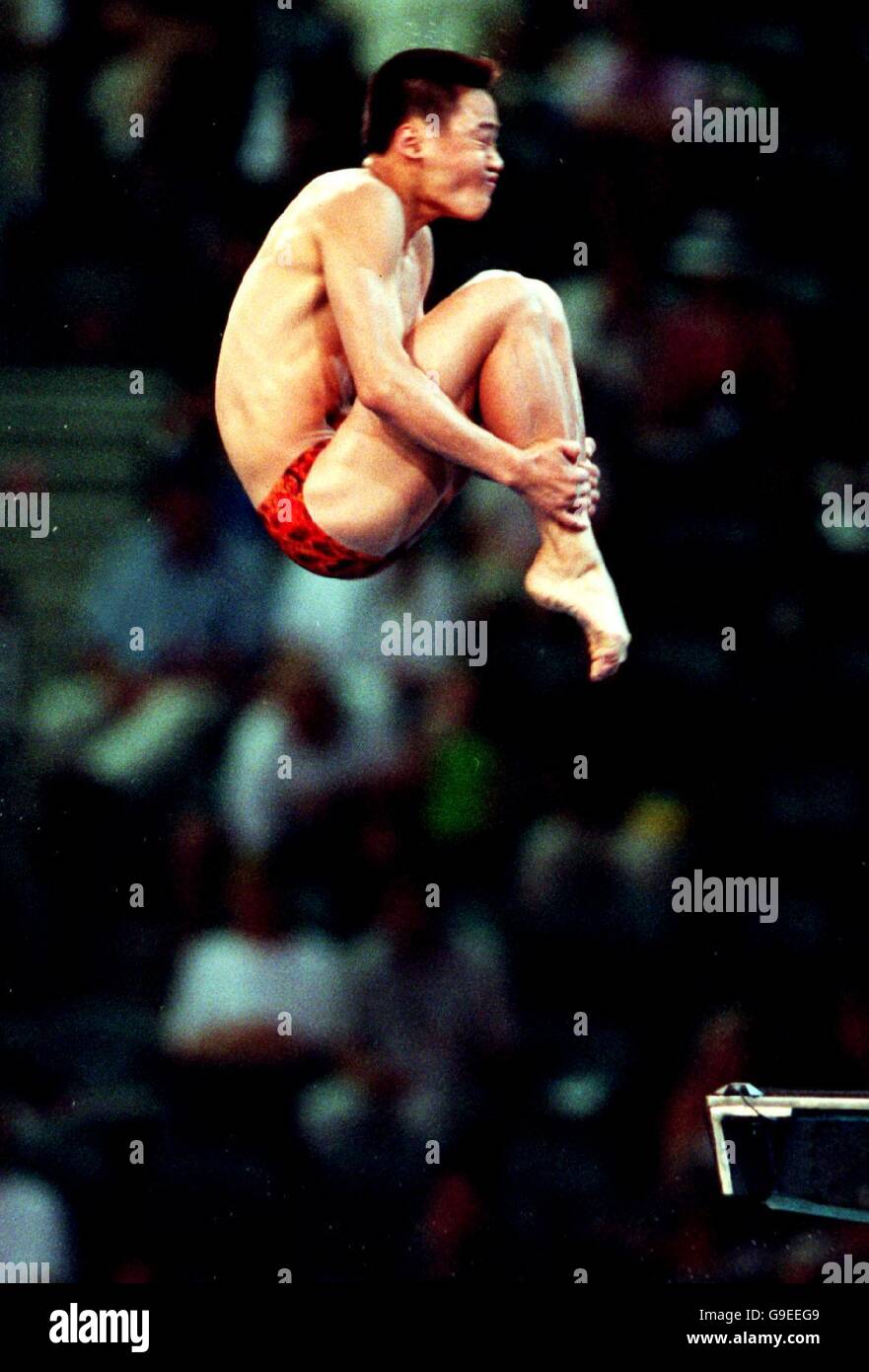 Sydney 2000 olympics diving mens 10m platform preliminary hi-res stock ...