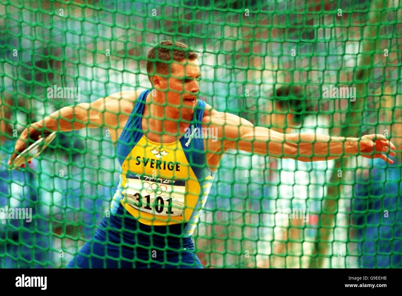 Athletics sydney olympics 2000 decathlon hi-res stock photography and ...