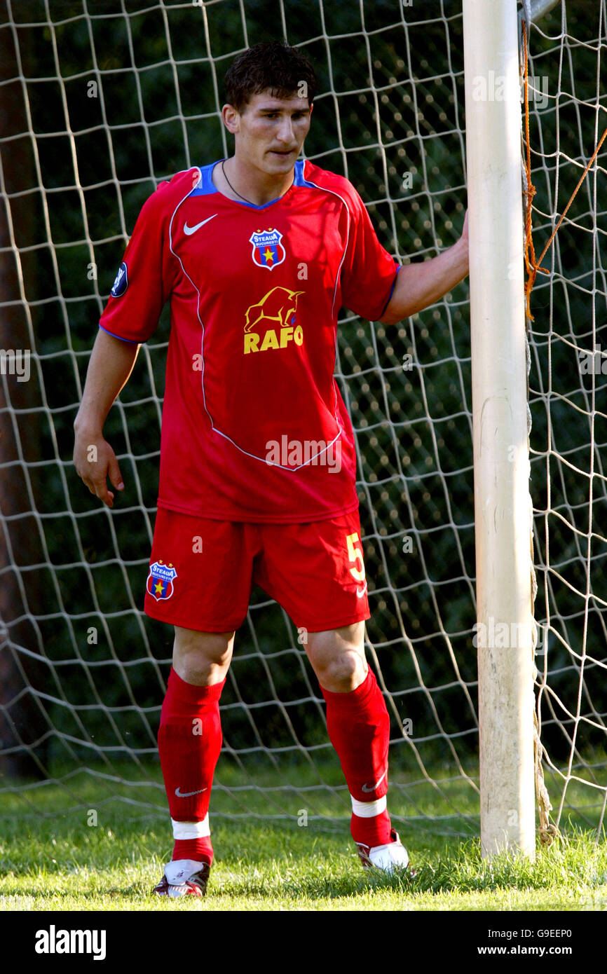 Daniel balan hi-res stock photography and images - Alamy