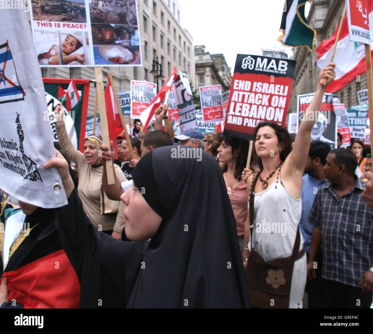 Israeli attacks on lebanon hi-res stock photography and images - Alamy