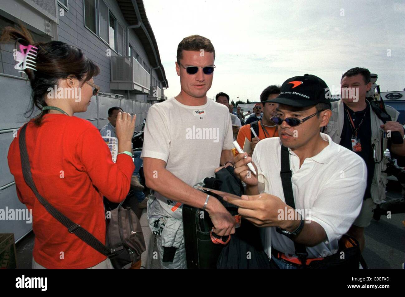 Japanese fans japanese grand prix hi-res stock photography and images ...