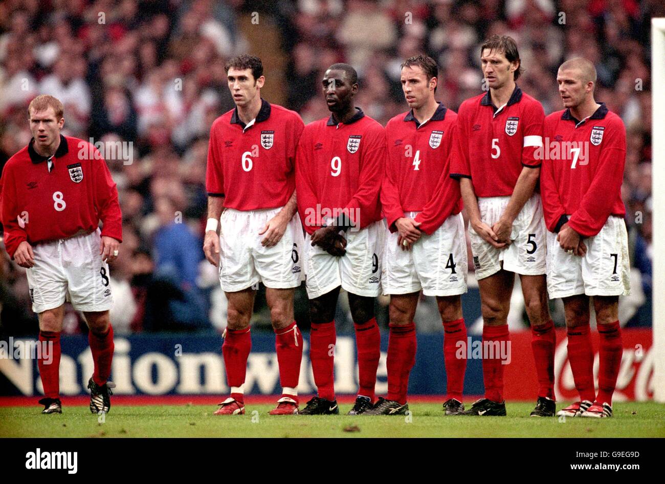Sport david beckham andy cole hi-res stock photography and images - Alamy