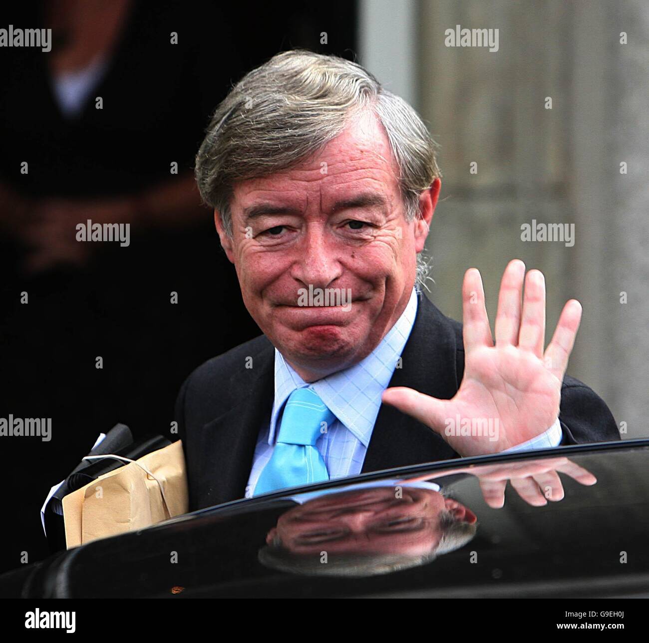 Ahern and cabinet meet before summer break hi-res stock photography and ...