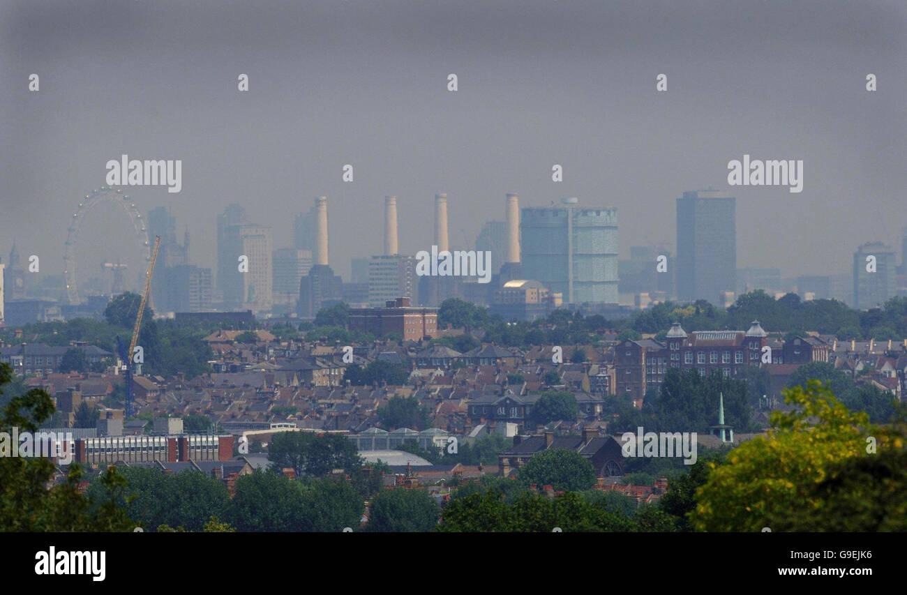 Weather - heatwave continues. A general view over London as the current ...