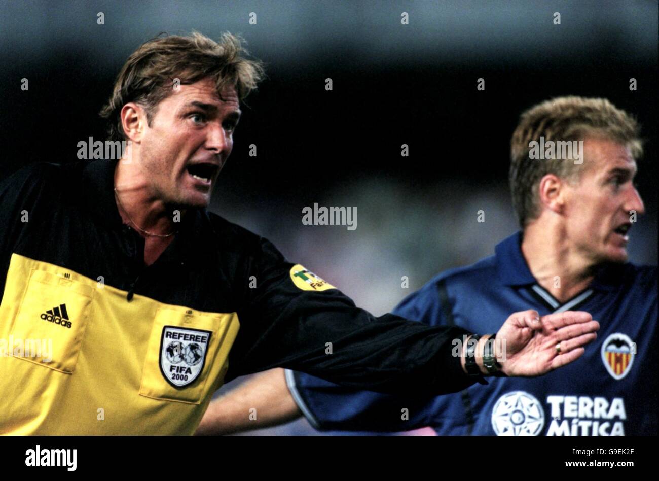 Anders Frisk High Resolution Stock Photography and Images - Alamy