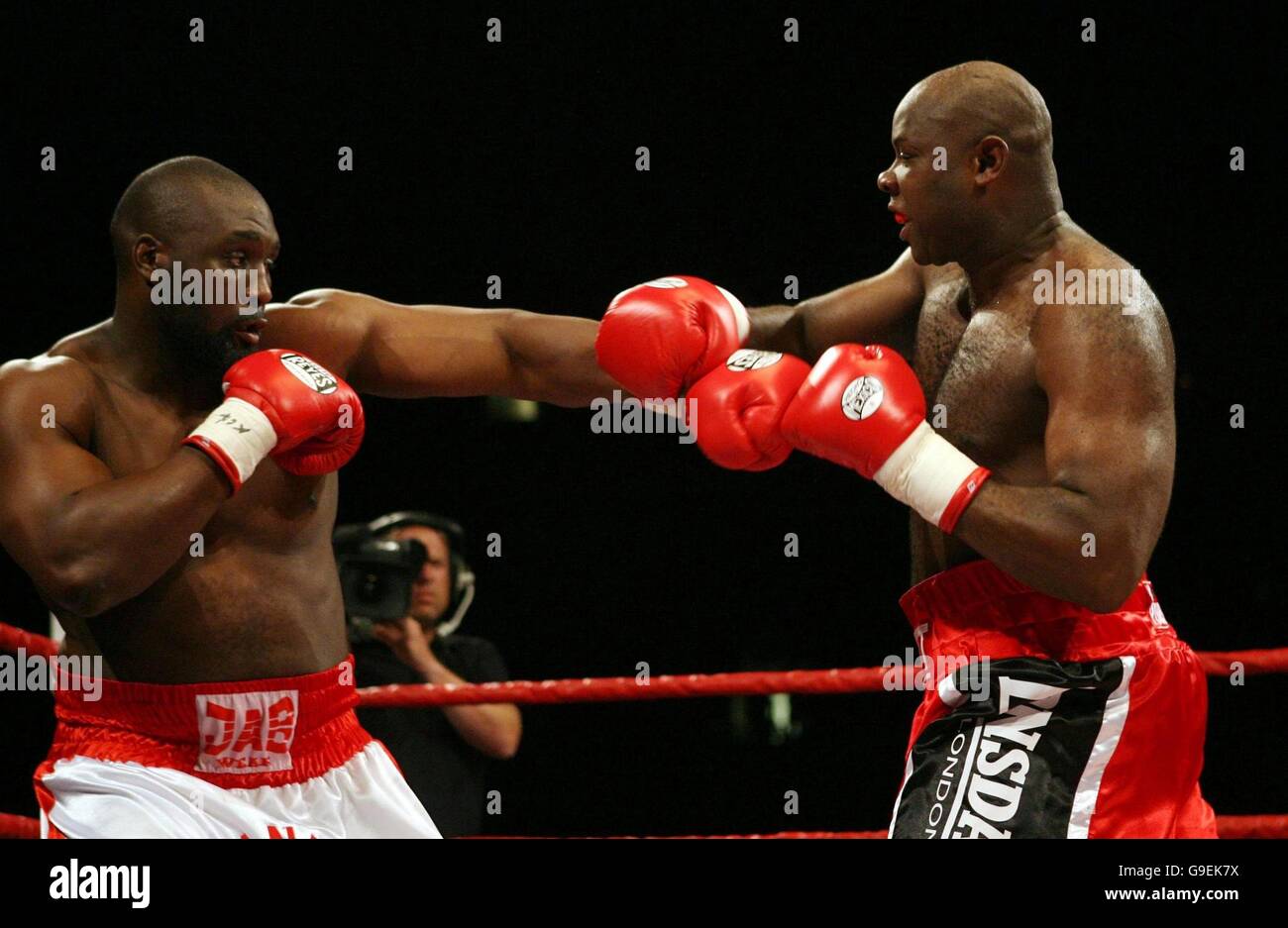 Boxing Millennium Stadium Cardiff High Resolution Stock Photography and ...