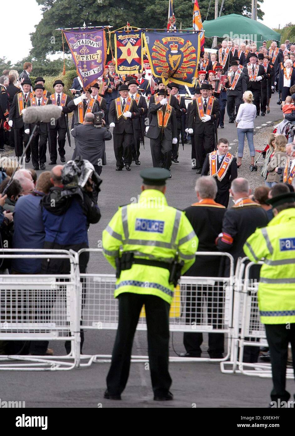Drumcree march hi-res stock photography and images - Alamy