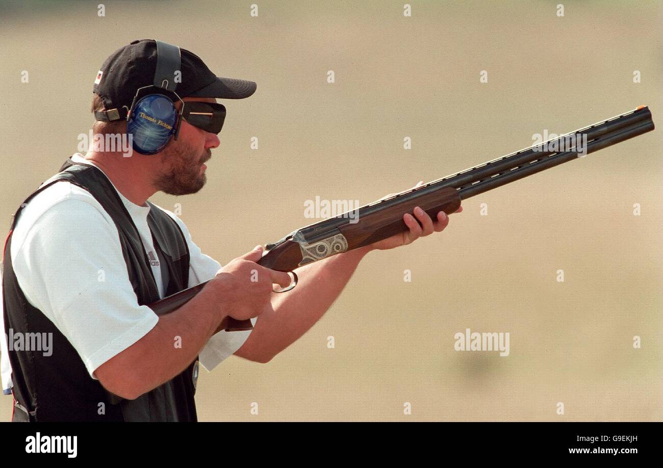 Shooting - Sydney 2000 Olympics - Men's Traps Stock Photo - Alamy