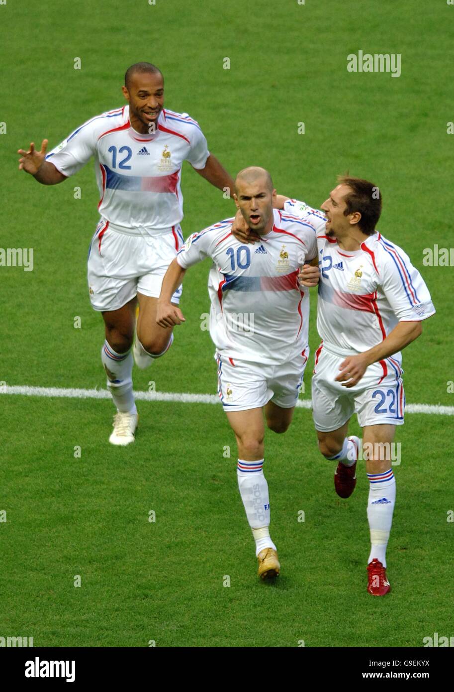 Thierry henry and franck ribery hi-res stock photography and images - Alamy