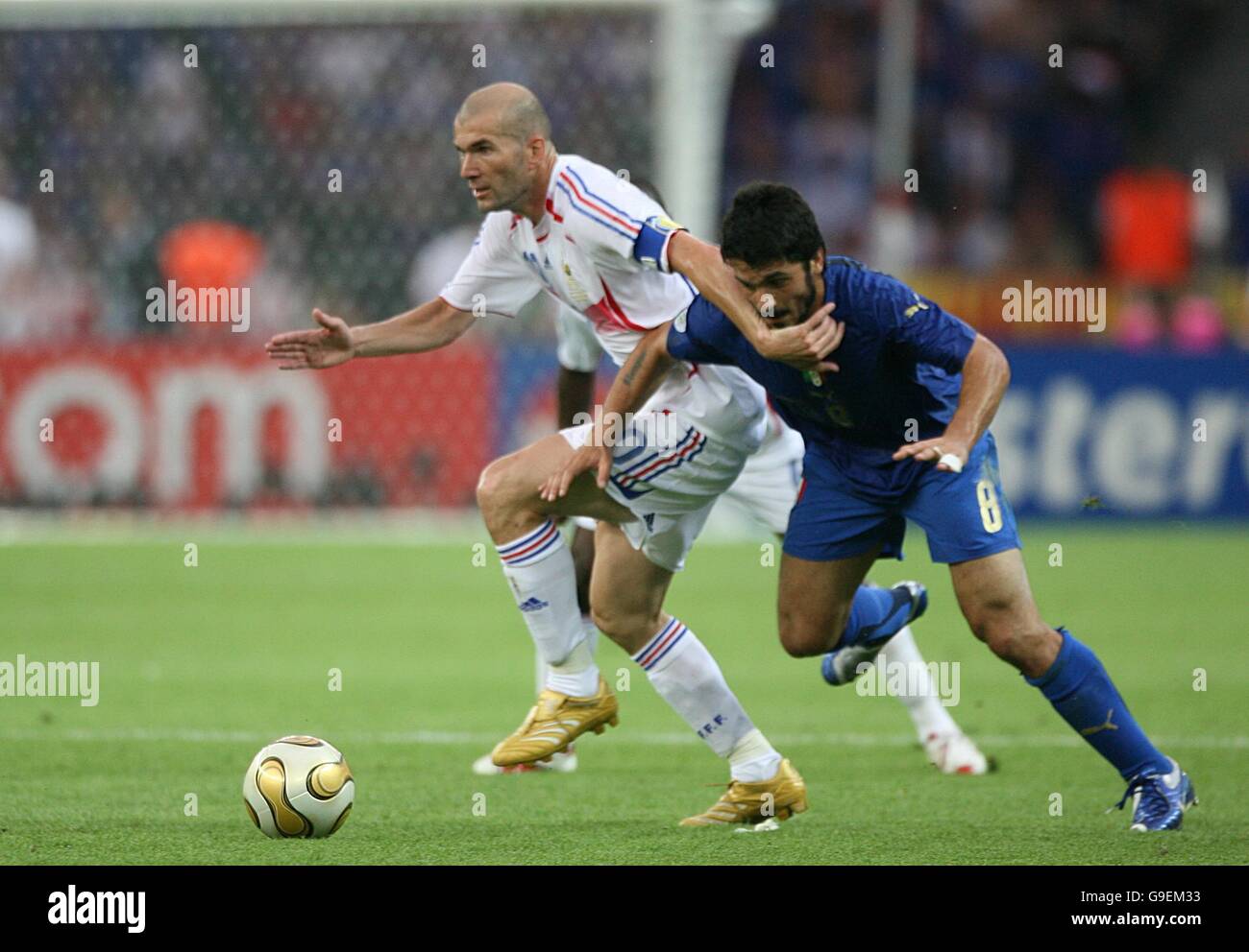 2006 world cup final ball hi-res stock photography and images - Alamy