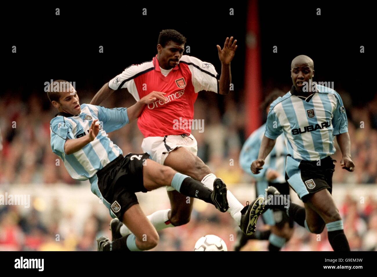 Football action marcus hall hi-res stock photography and images - Alamy