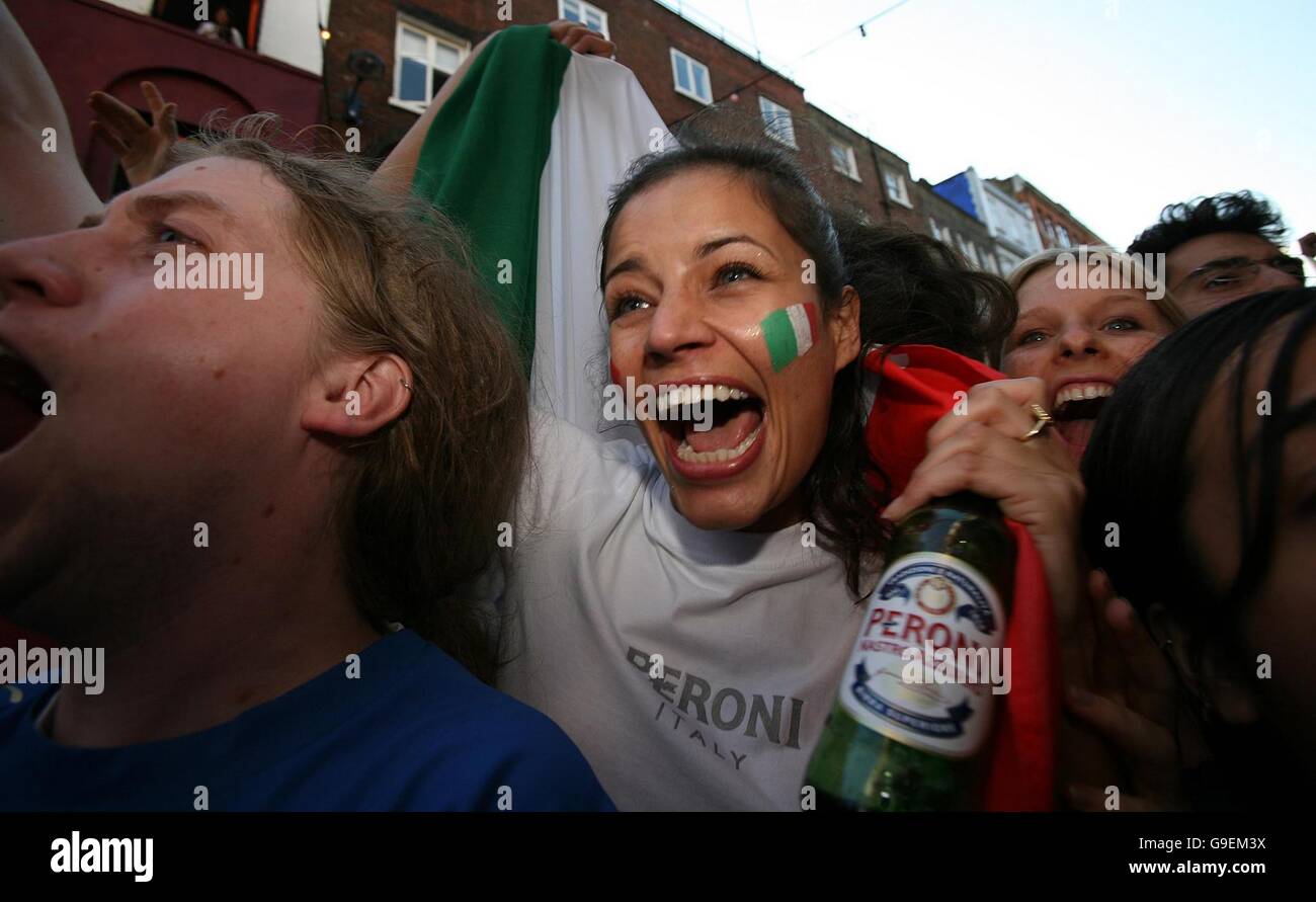 Fifa world cup italia hi-res stock photography and images - Alamy