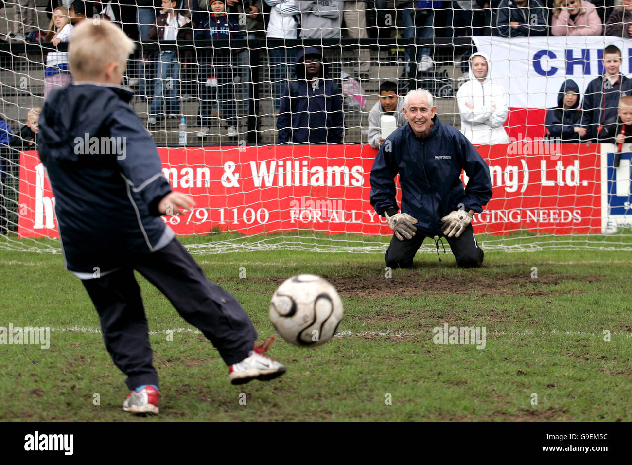 Soccer - Chelsea Old Boys v Arsenal Celebrity XI - Imperial Fields ...