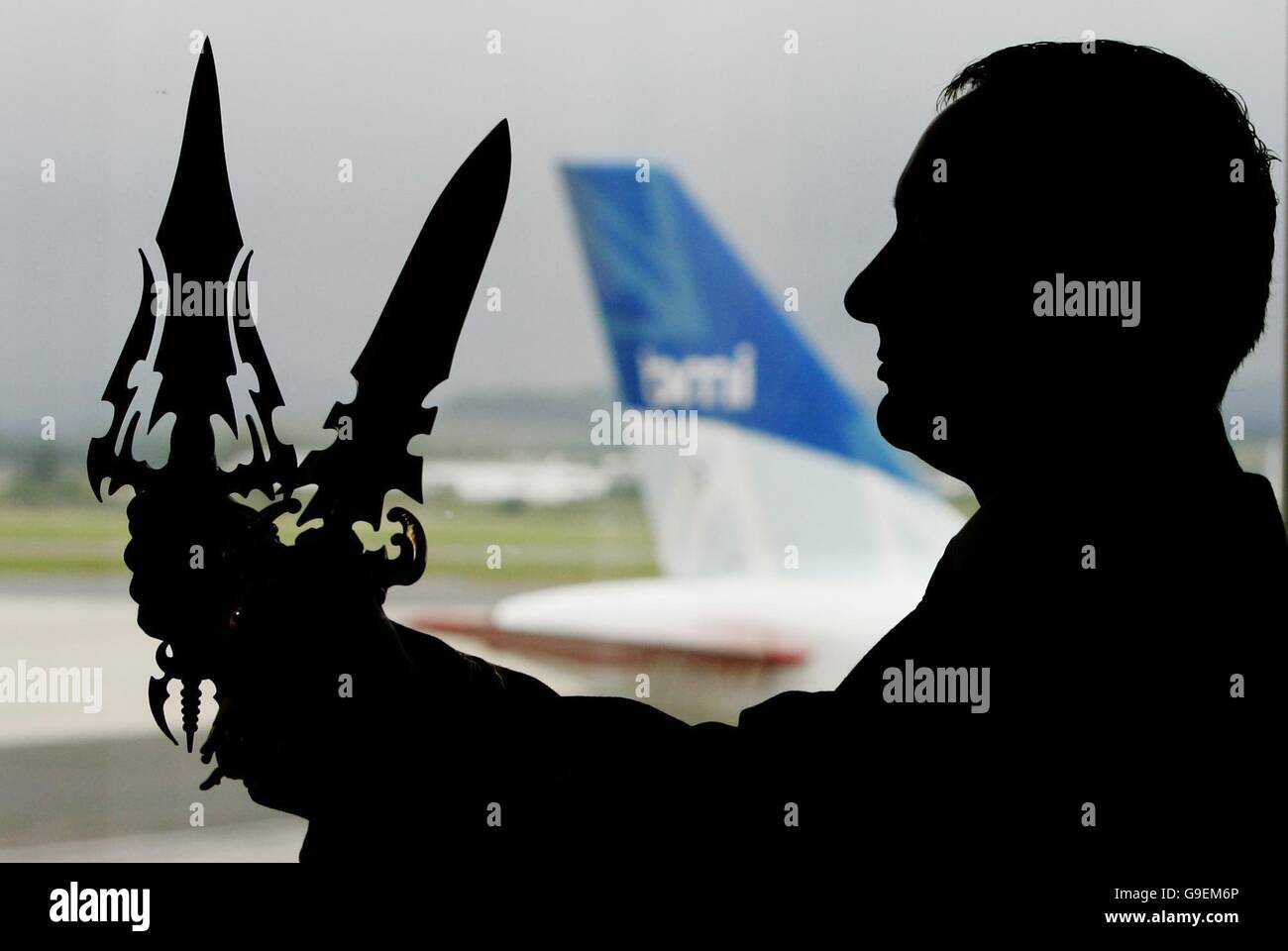 Customs officer uk hi-res stock photography and images - Alamy