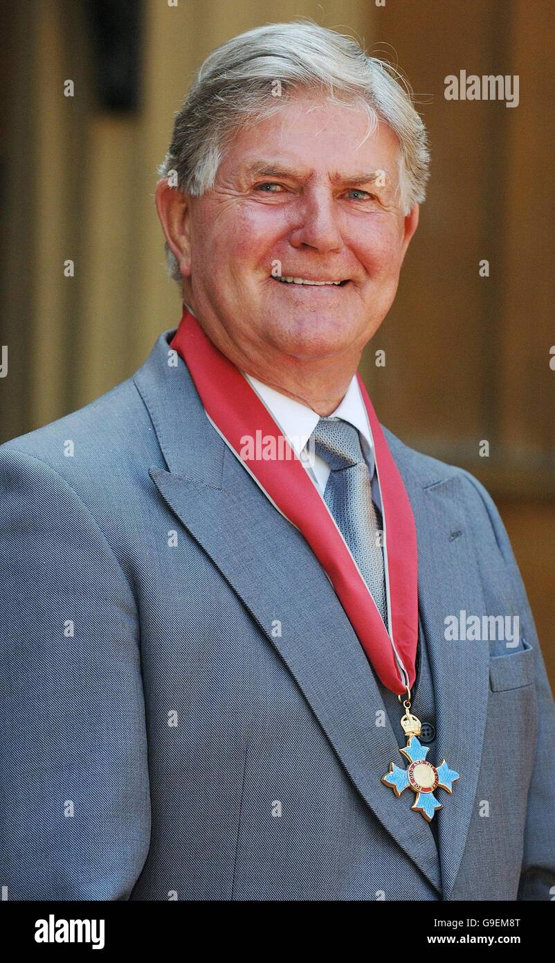Legendary Wimbledon referee Alan Mills at Buckingham Palace today where ...