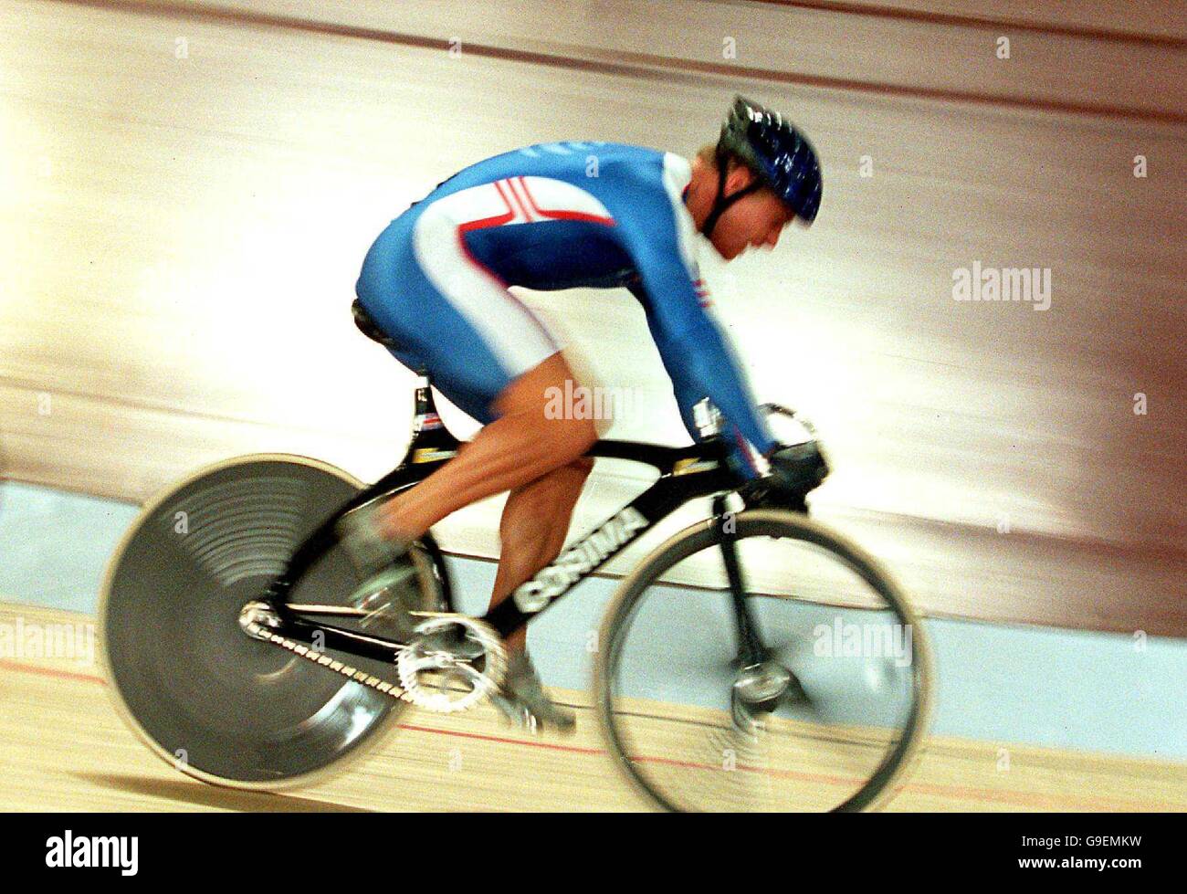 Sydney 2000 Olympics -Cycling - Men's Sprint Stock Photo - Alamy