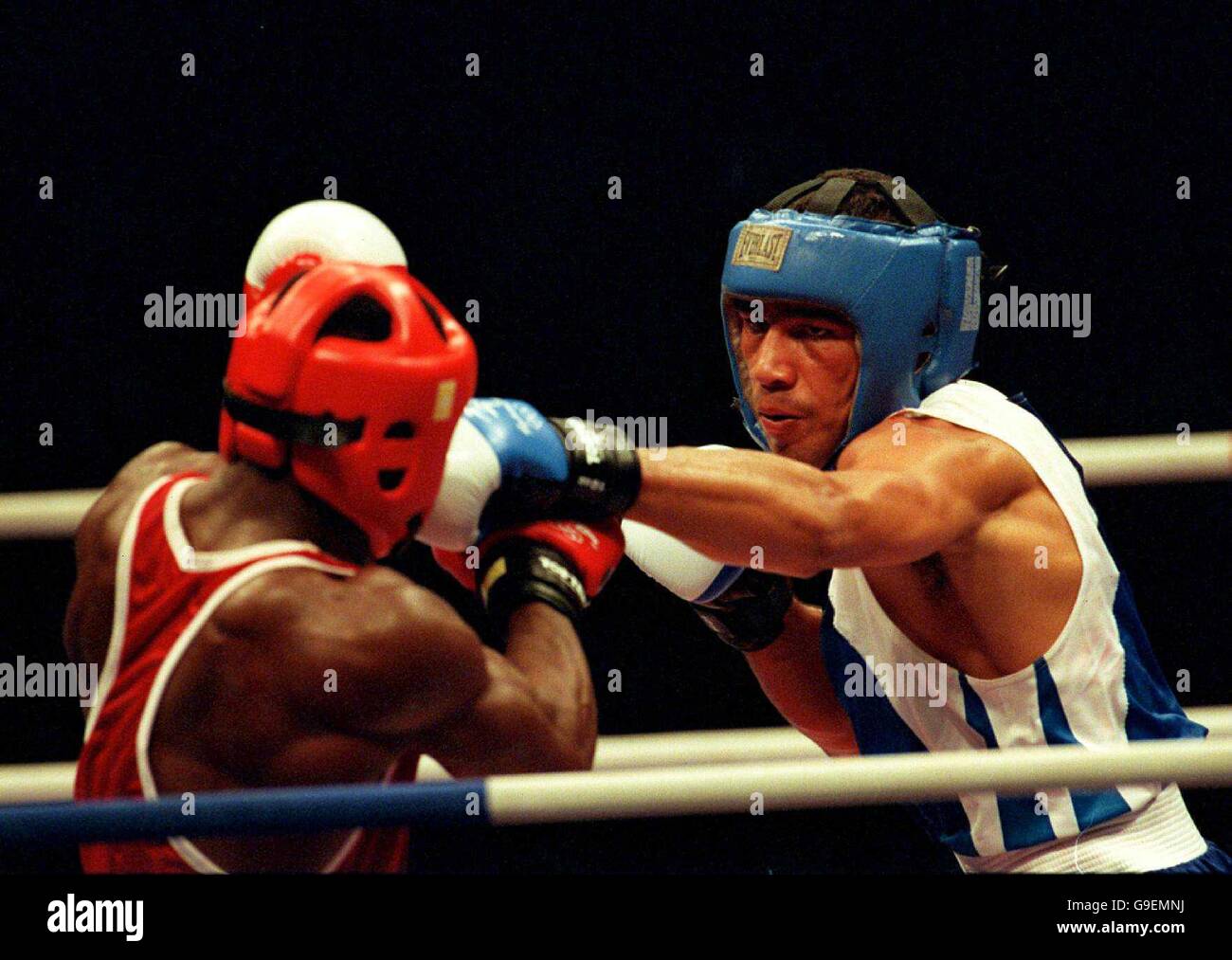 Sydney 2000 Olympics - Boxing - Men's 81kg Stock Photo - Alamy