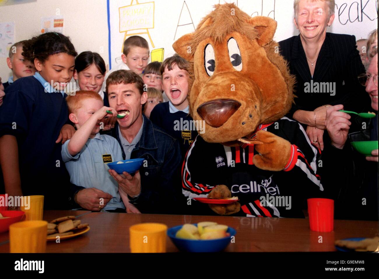 Roary lion hi-res stock photography and images - Alamy