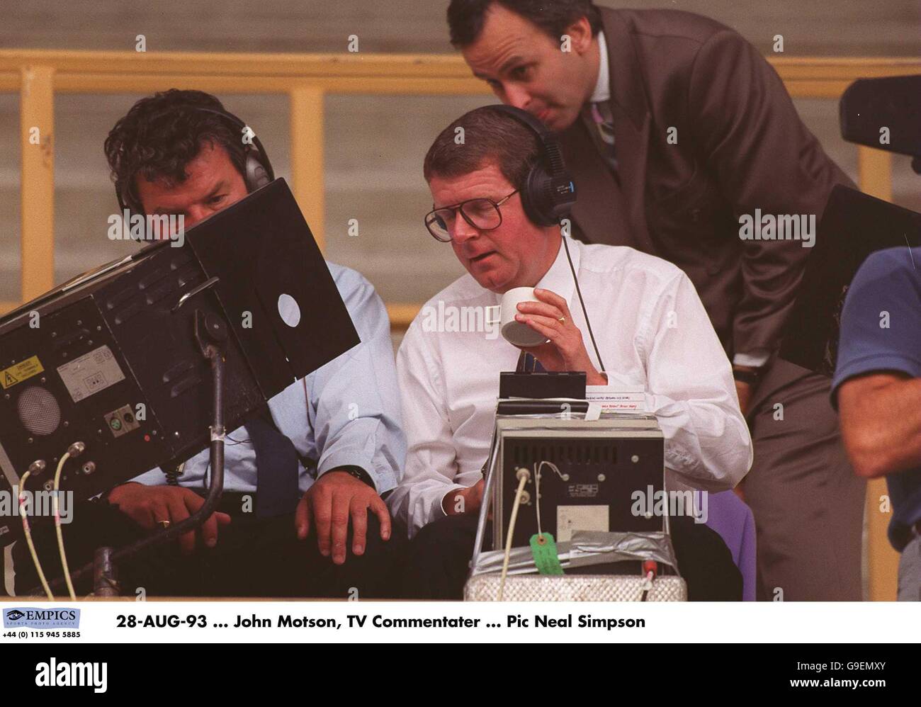 28 aug 93 john motson hi-res stock photography and images - Alamy