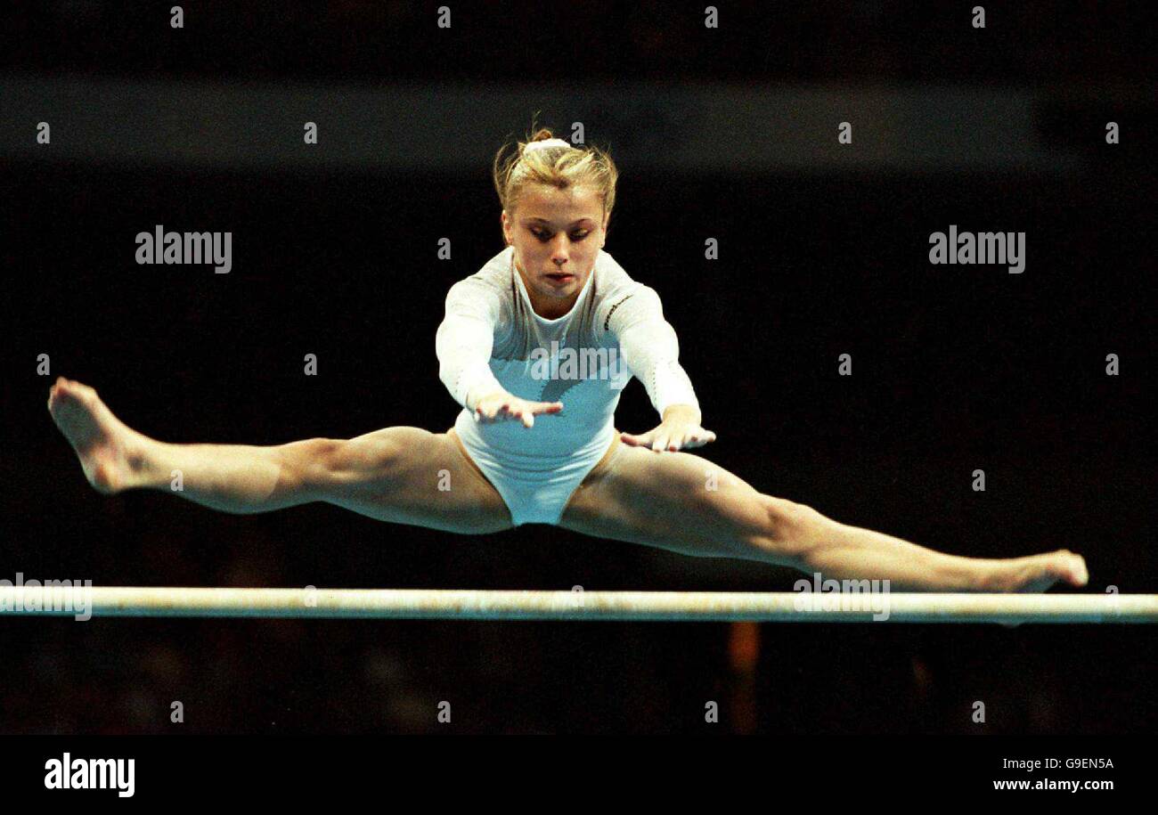 Russias Elena Zamolodtchikova In Action On The Uneven Bars Hi Res Stock