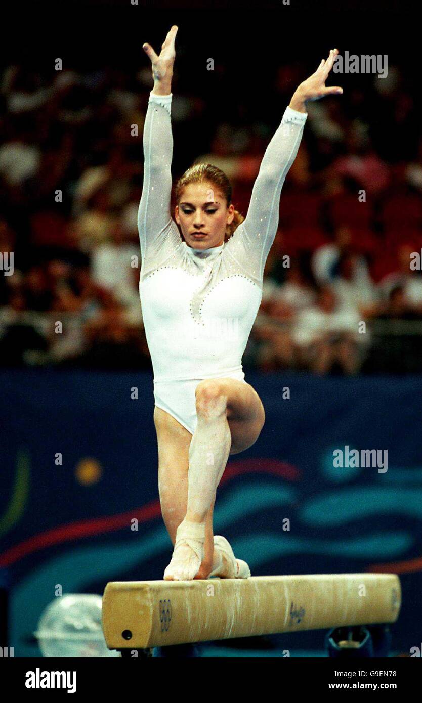 Sydney 2000 Olympics - Gymnastics - Women's Team event Stock Photo - Alamy