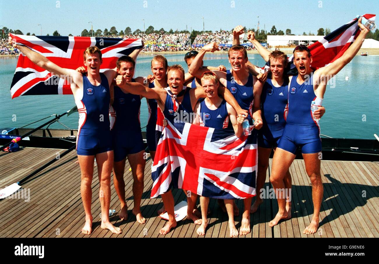 The Great Britain men's eight celebrate their gold medal success Stock ...