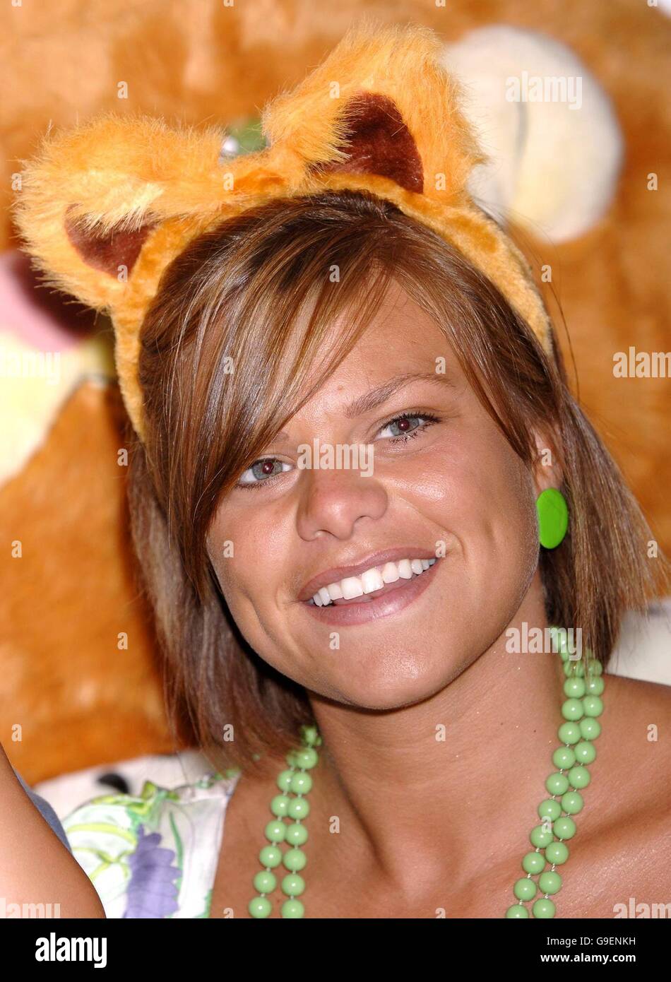 Garfield 2 premiere Stock Photo - Alamy