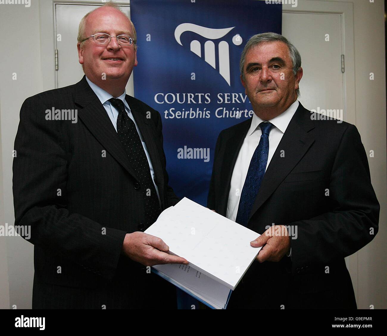 Juries hi-res stock photography and images - Alamy