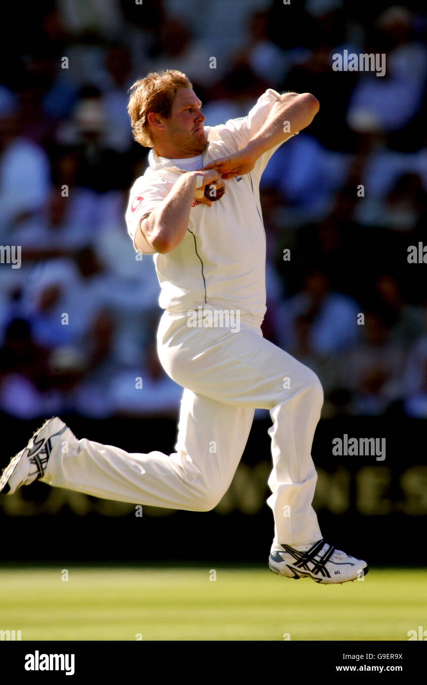 Sport cricket matthew hoggard hi-res stock photography and images - Alamy
