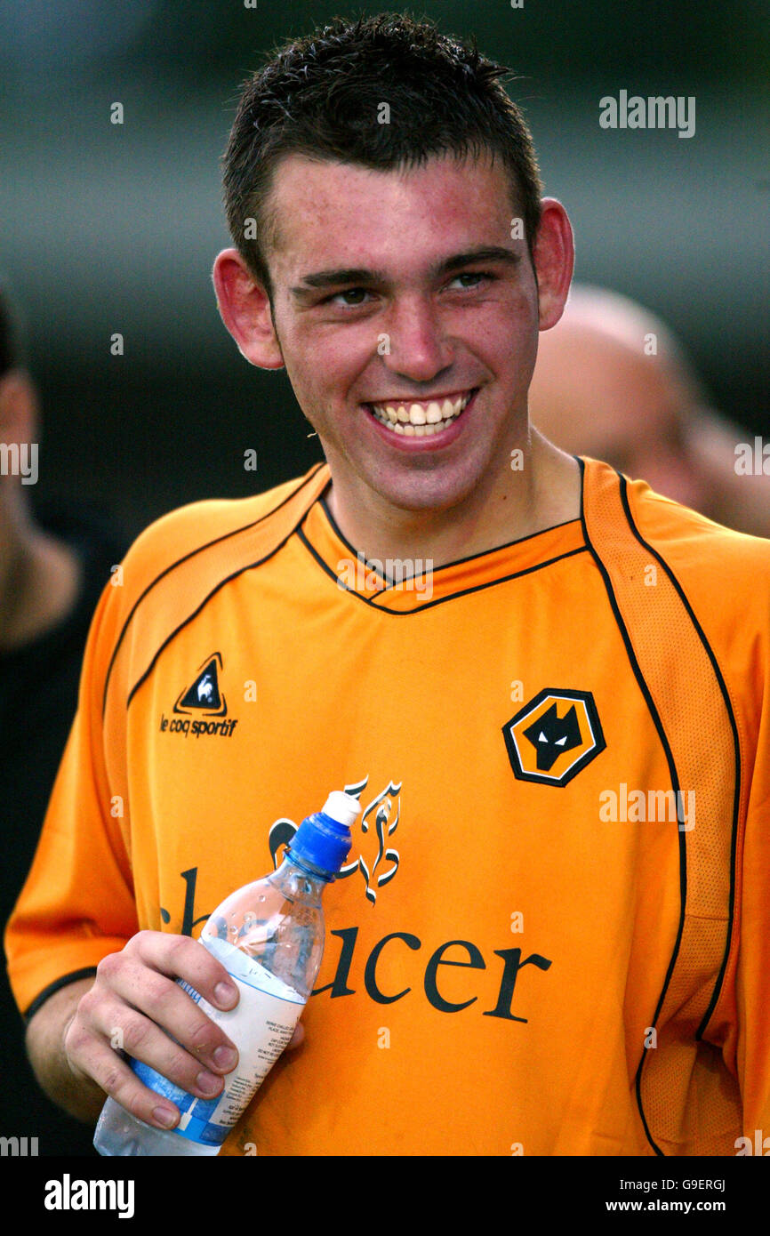 Wolverhampton wanderers mark davies hi-res stock photography and images ...