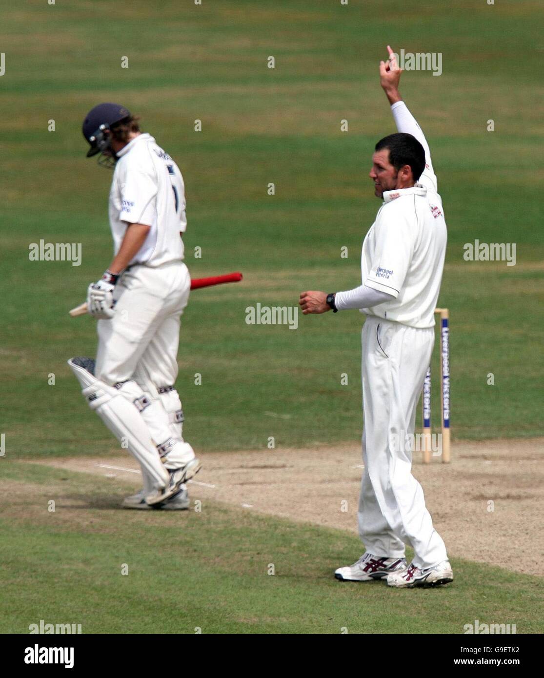 Cricket alex gidman hi-res stock photography and images - Alamy