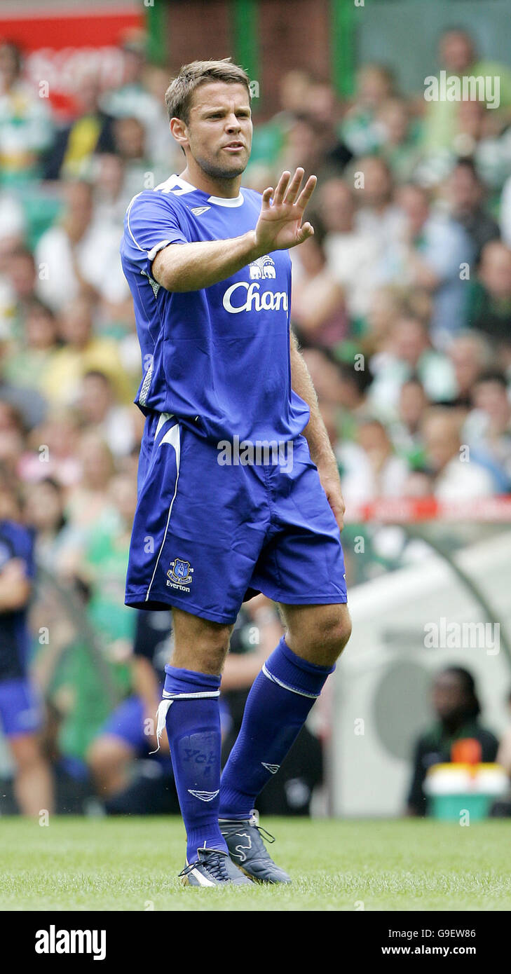 Soccer friendly celtic everton celtic hi-res stock photography and ...