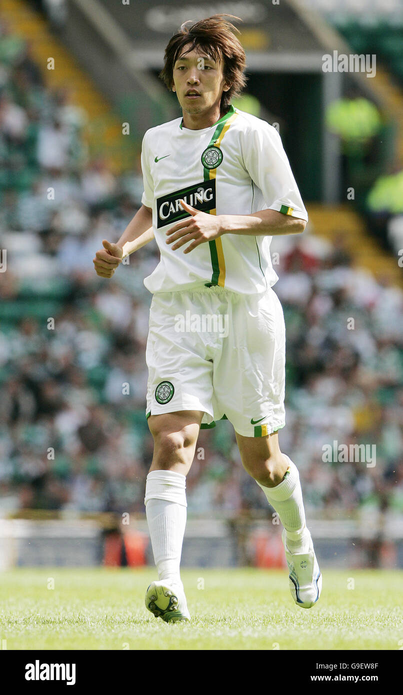 Soccer friendly celtic everton celtic hi-res stock photography and ...