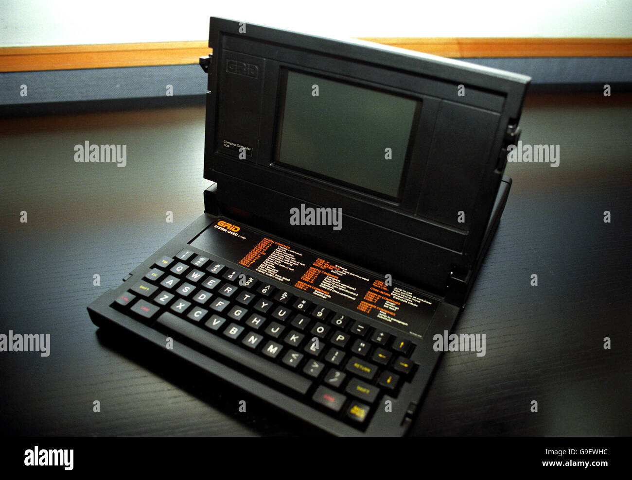 Grid compass 1109 hi-res stock photography and images - Alamy