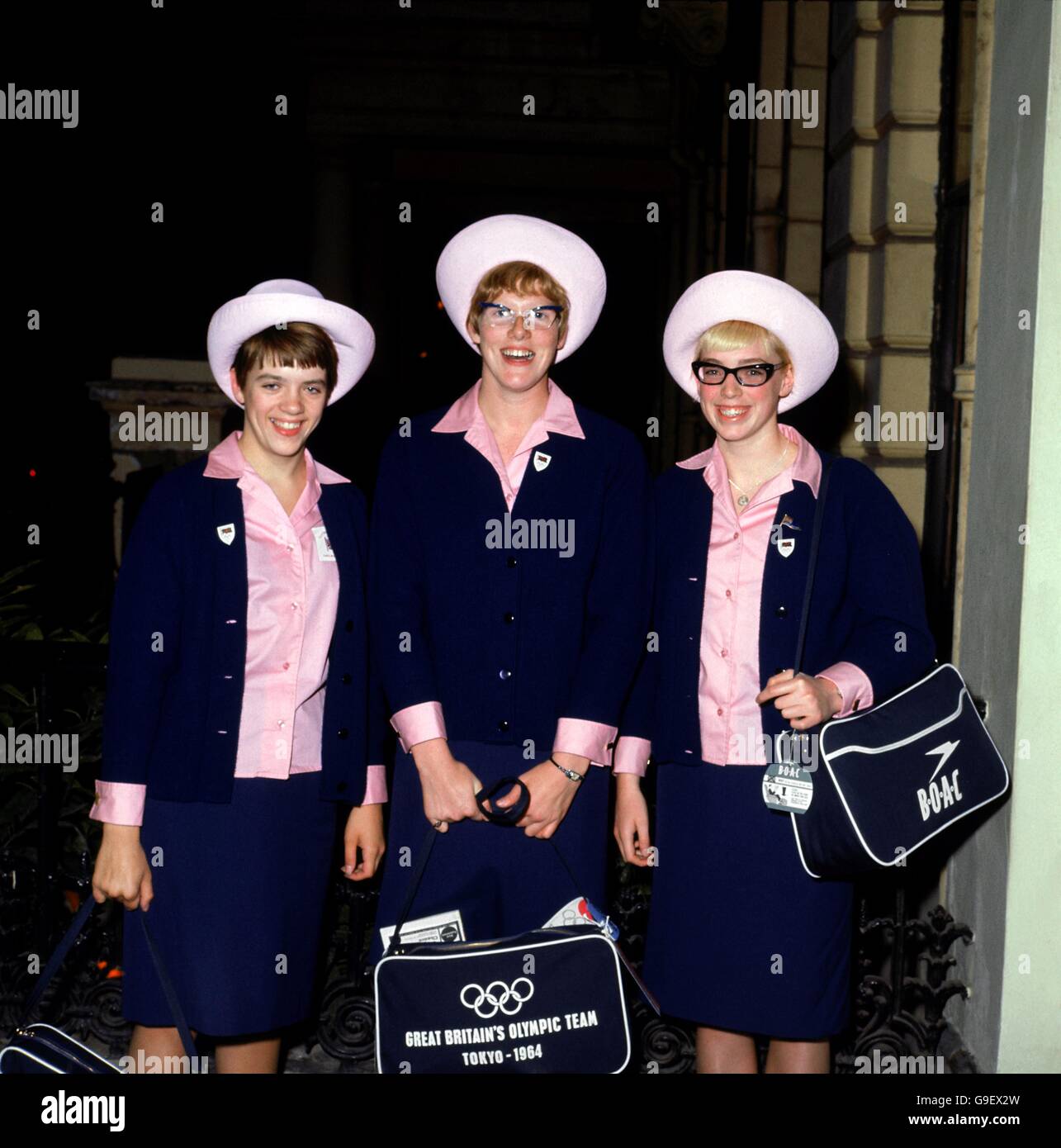 Jill slattery and stella mitchell in their team uniform hi-res stock ...