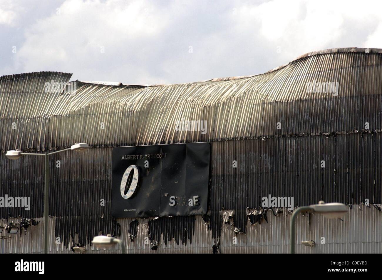 Pinewood Film Studio High Resolution Stock Photography and Images - Alamy