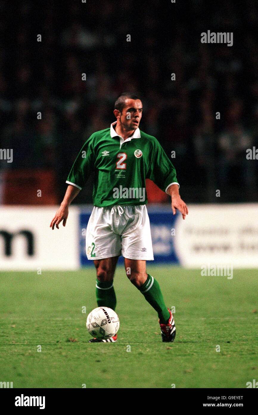 Republic of ireland world cup 2002 hi-res stock photography and images ...