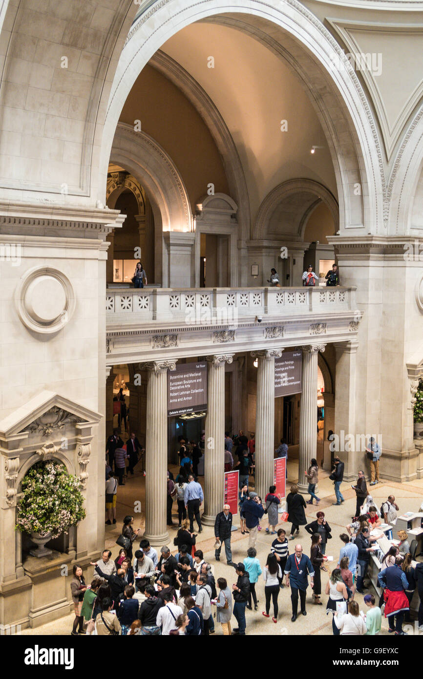 Great Hall at the Metropolitan Museum of Art, NYC, USA Stock Photo - Alamy