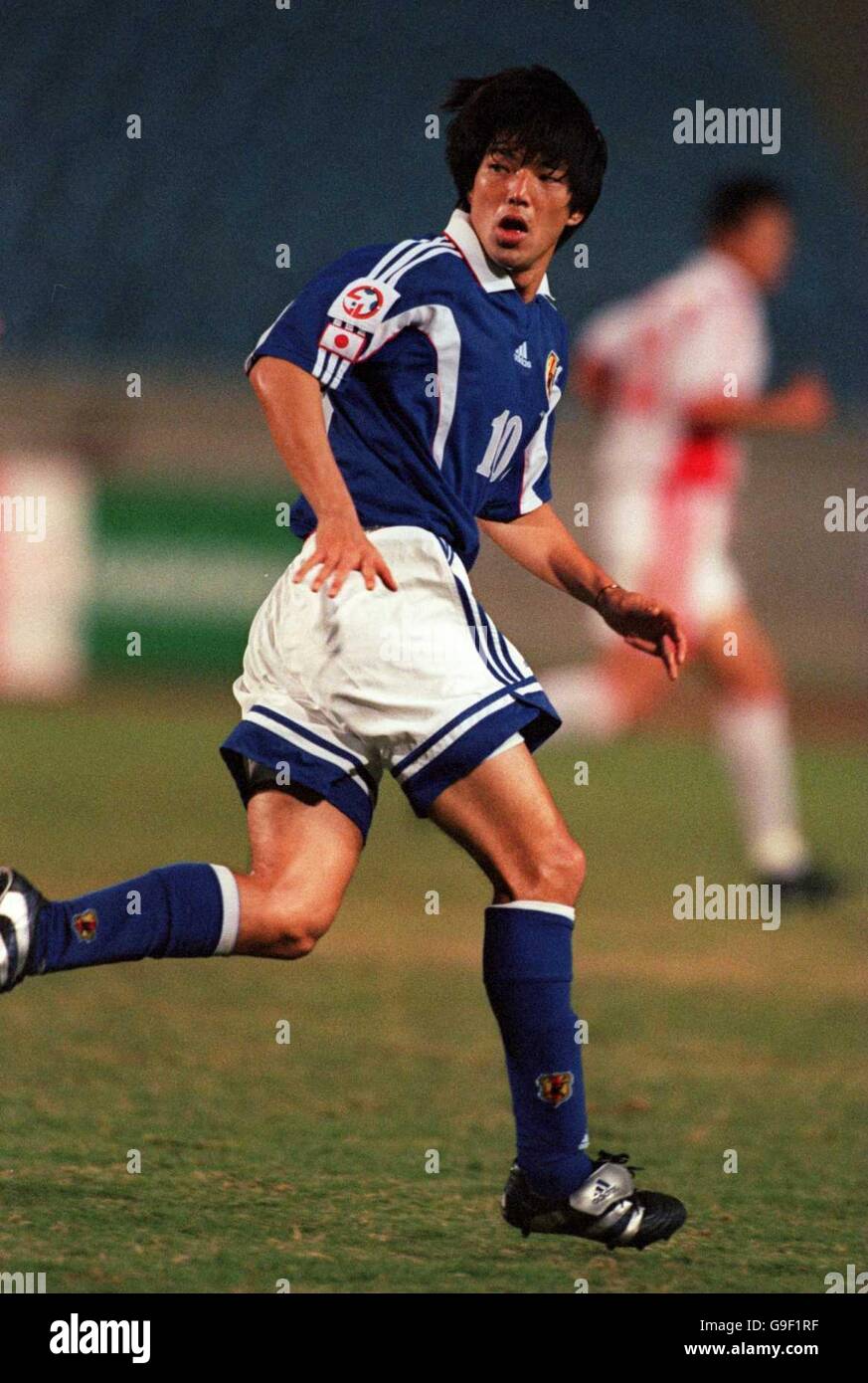 Soccer asian cup 2000 semi final japan v china hi-res stock photography ...