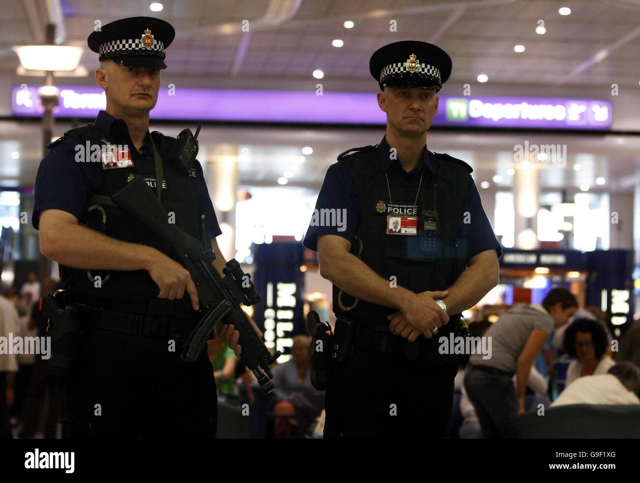 Manchester airport terminal 1 hi-res stock photography and images - Alamy