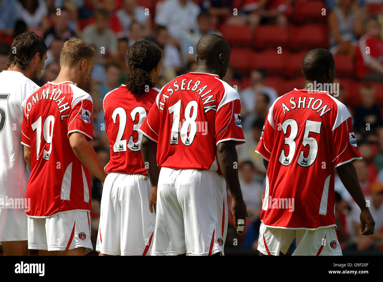Soccer - Friendly - Charlton Athletic v New Zealand - The Valley. L-R ...