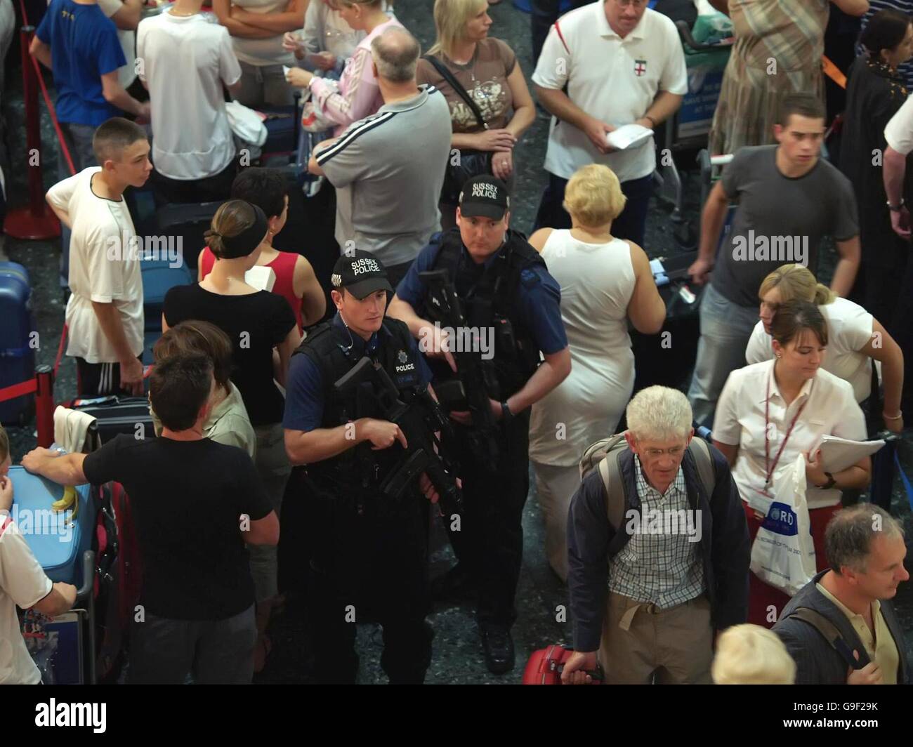 Following a major security alert hi-res stock photography and images ...