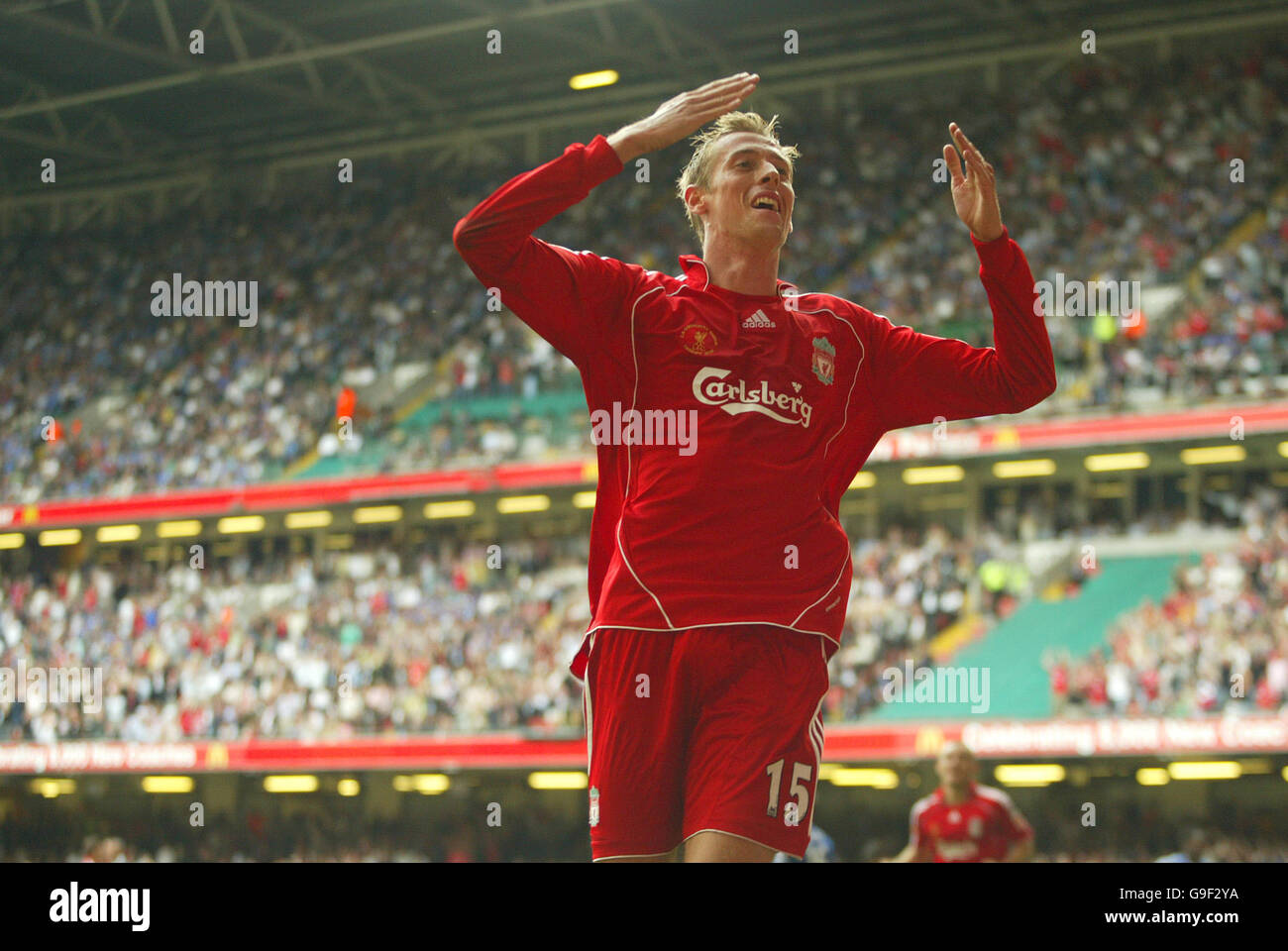 Fa community shield millennium stadium hi-res stock photography and ...