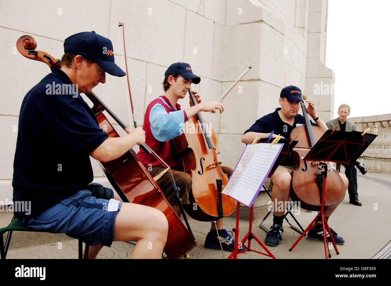 Extremecello from the left clare wallace hi-res stock photography and ...
